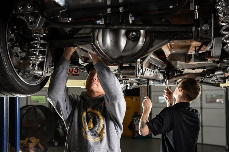 What is Adjustable Suspension | Car Suspension System Setup