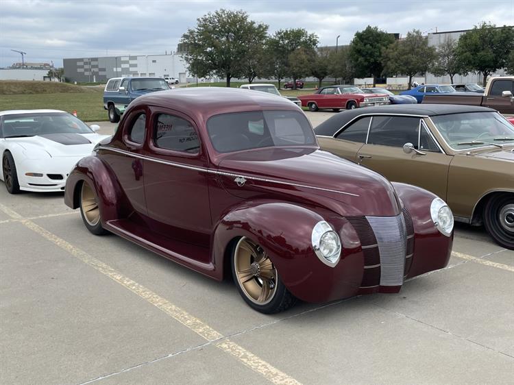 "Checkered Past" '40 Ford Coupe: Ridler Winner on the Street