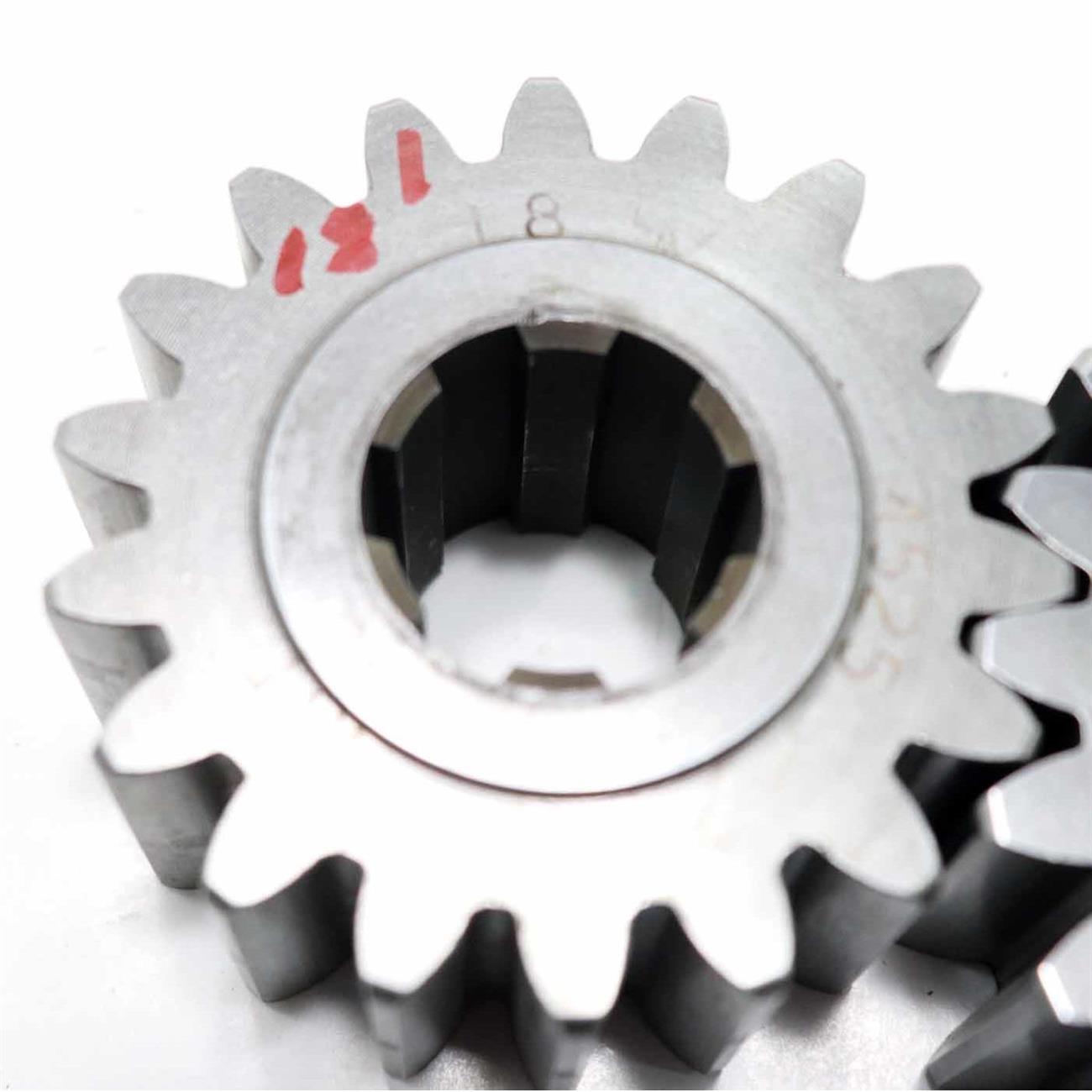 Winters 4525 V8, 6 Spline Quick Change Gear Set #25 18/24 Teeth