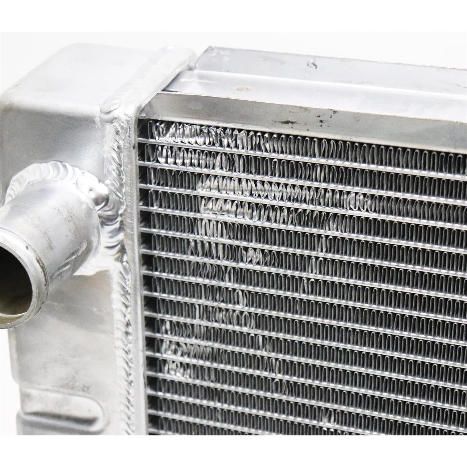 Speedway Chevy SBC/BBC Universal Aluminum Radiator, 31 Inch Wide