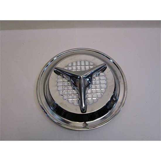 Garage Sale - Tri-Bar Spinner Style 15 Inch Wheel Cover