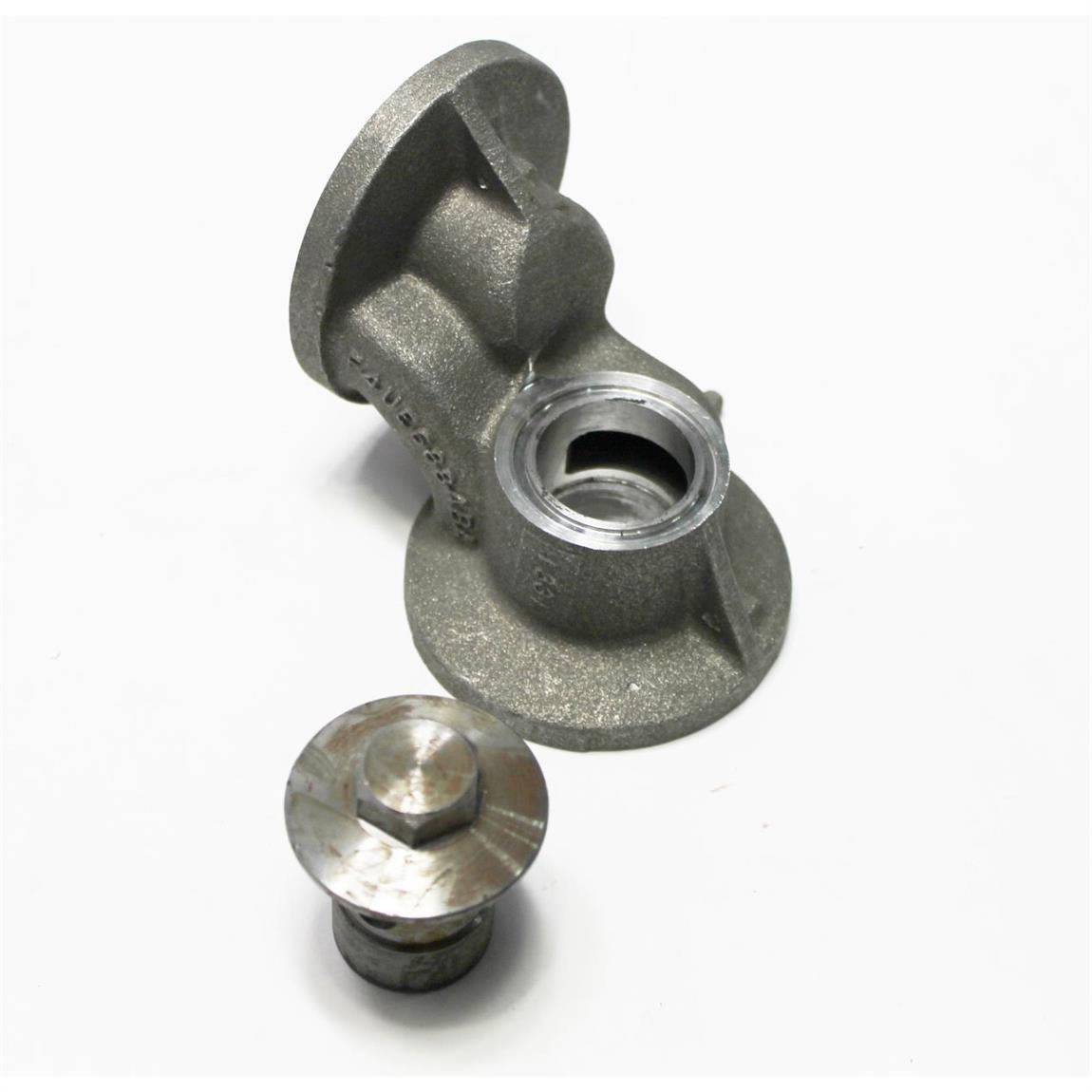 Garage Sale - Ford Racing M-6880-A50 90 Degree Oil Filter Adapter